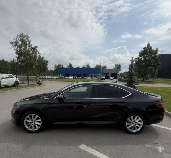 Melns Skoda SuperB 2018 Kauņa, ar dzinēja tilpumu 1.80 L un nobraukumu 229 tūkst. km par 9700 €, foto 2 vietnē AUTOMOTO.COM.LV