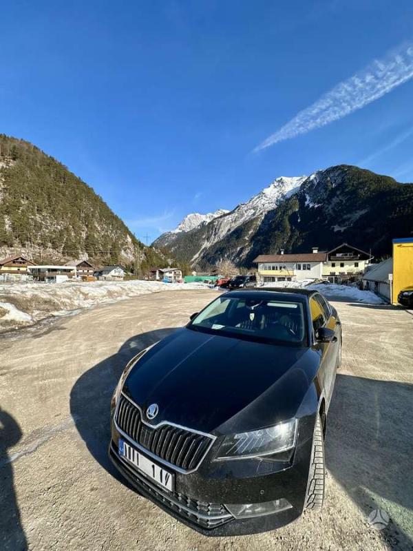Skoda SuperB 2018 Klaipėda vietnē Melns Skoda SuperB 2018 Klaipėda, ar dzinēja tilpumu 1.80 L un nobraukumu 155 tūkst. km par 14000 €, foto 3 vietnē AUTOMOTO.COM.LV