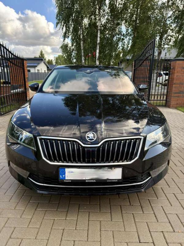 Skoda SuperB 2018 Klaipėda vietnē Melns Skoda SuperB 2018 Klaipėda, ar dzinēja tilpumu 1.80 L un nobraukumu 155 tūkst. km par 14000 €, foto 7 vietnē AUTOMOTO.COM.LV
