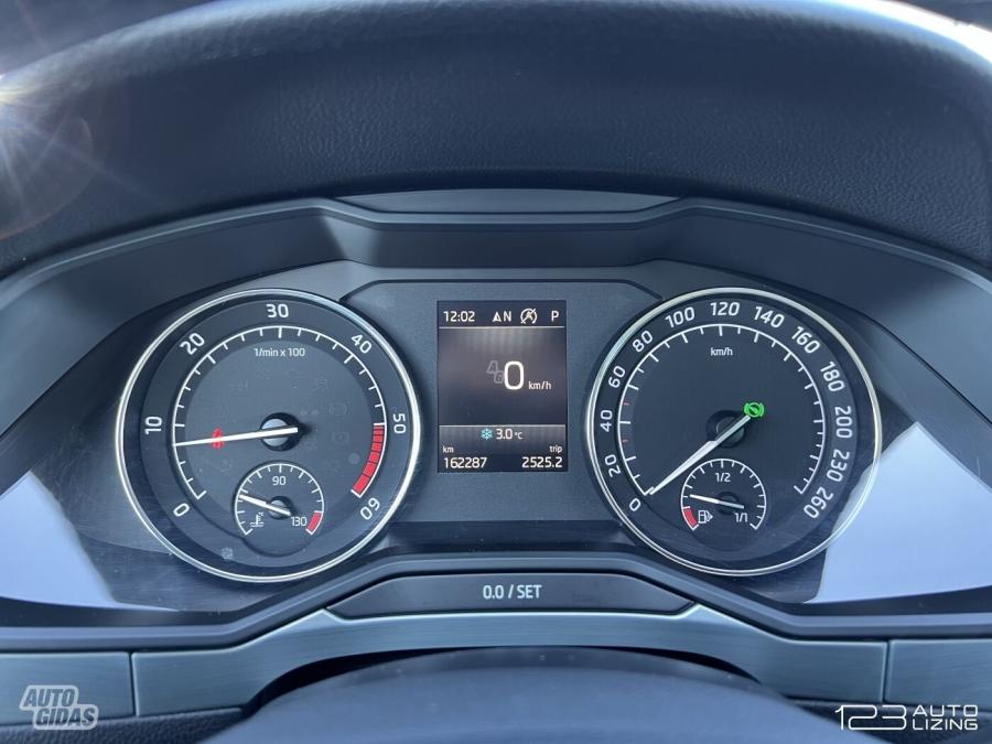 Black Skoda SuperB 2019 in Taurage, with an engine capacity of 2.00 L and mileage of 162 thousand km for 14500 €, photo 19 on AUTOMOTO.COM.LV