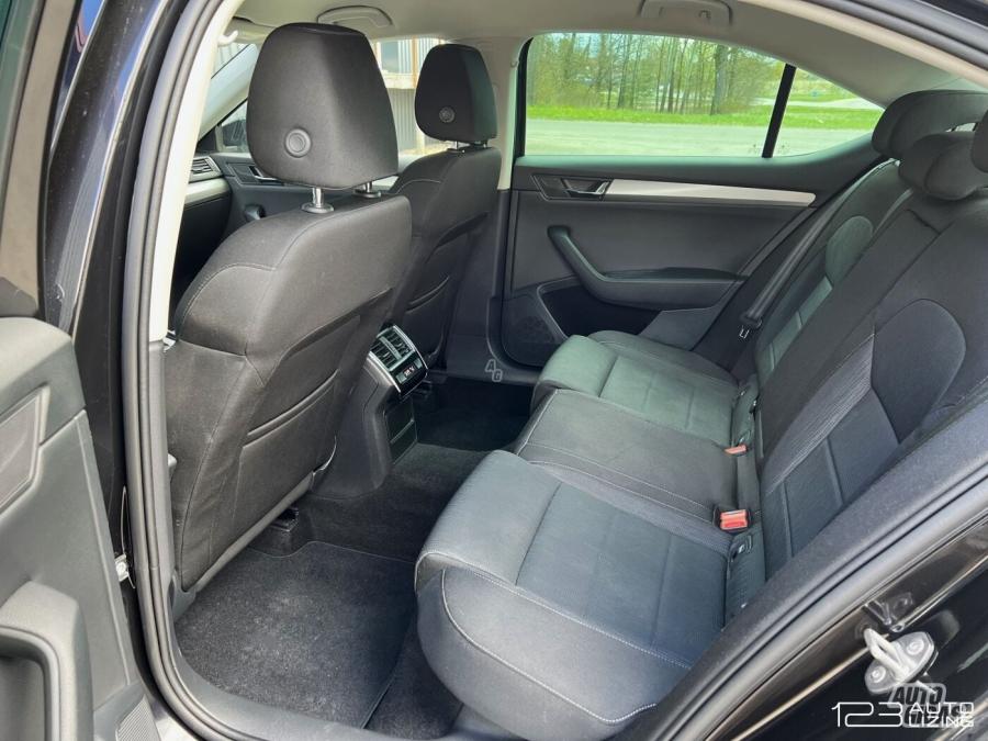 Black Skoda SuperB 2019 in Taurage, with an engine capacity of 2.00 L and mileage of 162 thousand km for 13990 €, photo 14 on AUTOMOTO.COM.LV