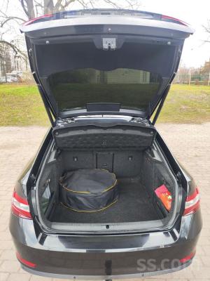 Melns Skoda SuperB 2019 Rīga, ar dzinēja tilpumu 1.50 L un nobraukumu 196 tūkst. km par 13900 €, foto 9 vietnē AUTOMOTO.COM.LV