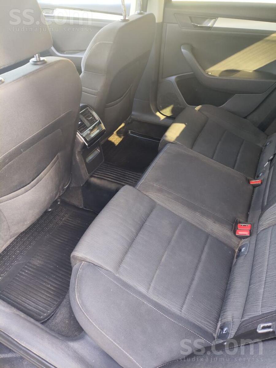 Melns Skoda SuperB 2019 Rīga, ar dzinēja tilpumu 1.50 L un nobraukumu 196 tūkst. km par 13900 €, foto 15 vietnē AUTOMOTO.COM.LV