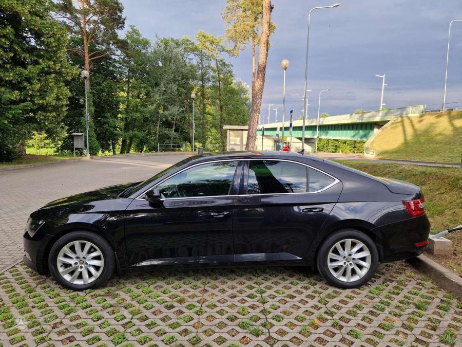 Черный Шкода Суперб 2019 в Вильнюс, объемом двигателя 1.97 л и пробегом 152 тыс. км за 16950 €, фото 4 на AUTOMOTO.COM.LV