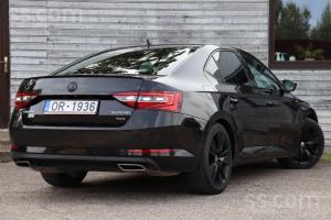 Black Skoda SuperB 2019 in Valmiera, with an engine capacity of 2.00 L and mileage of 140 thousand km for 21800 €, photo 4 on AUTOMOTO.COM.LV