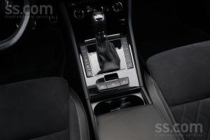 Black Skoda SuperB 2019 in Valmiera, with an engine capacity of 2.00 L and mileage of 140 thousand km for 21800 €, photo 15 on AUTOMOTO.COM.LV