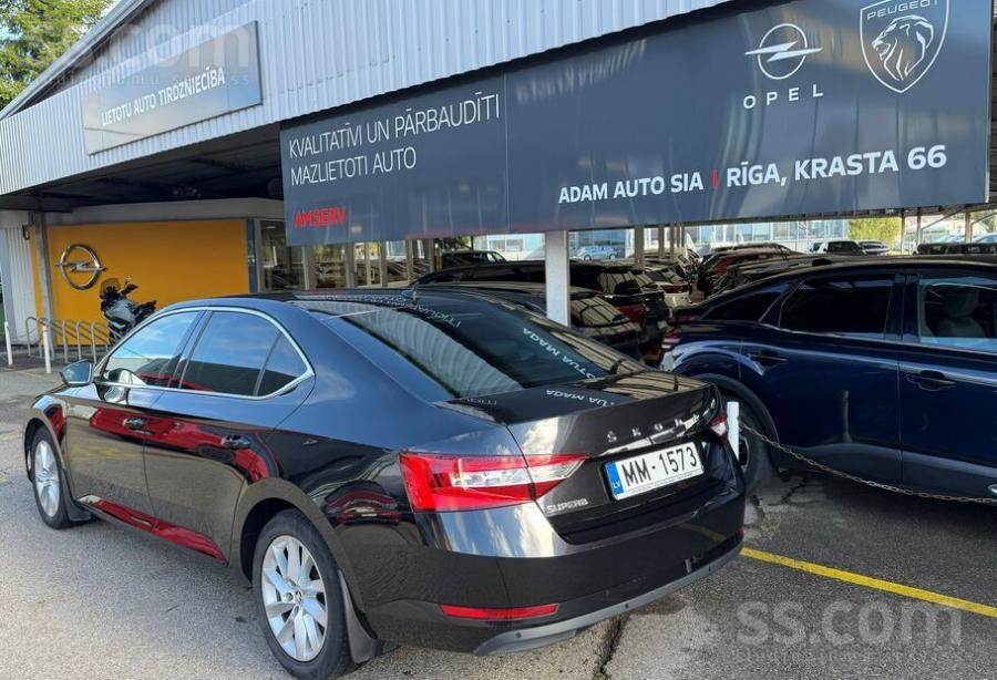 Melns Skoda SuperB 2020 Rīga, ar dzinēja tilpumu 1.50 L un nobraukumu 75 tūkst. km par 17500 €, foto 4 vietnē AUTOMOTO.COM.LV