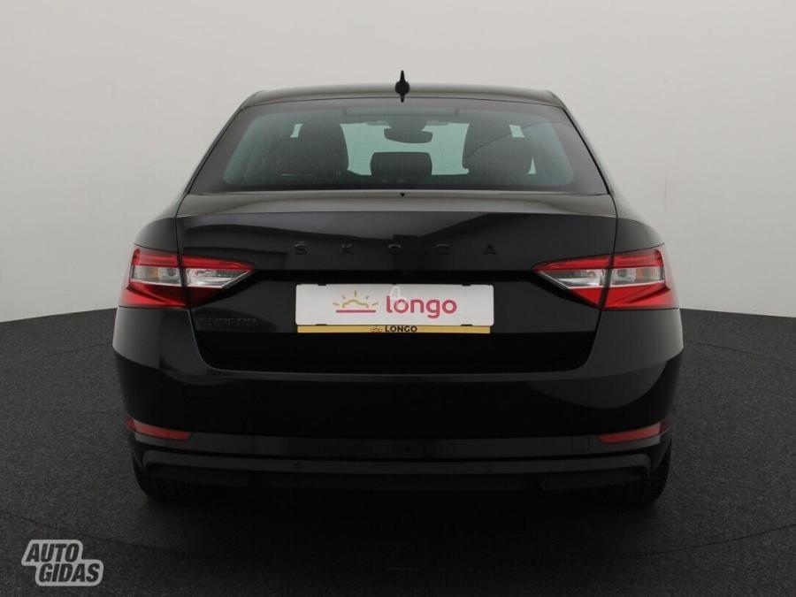Black Skoda SuperB 2021 in Vilnius, with an engine capacity of 1.50 L and mileage of 169 thousand km for 18199 €, photo 5 on AUTOMOTO.COM.LV