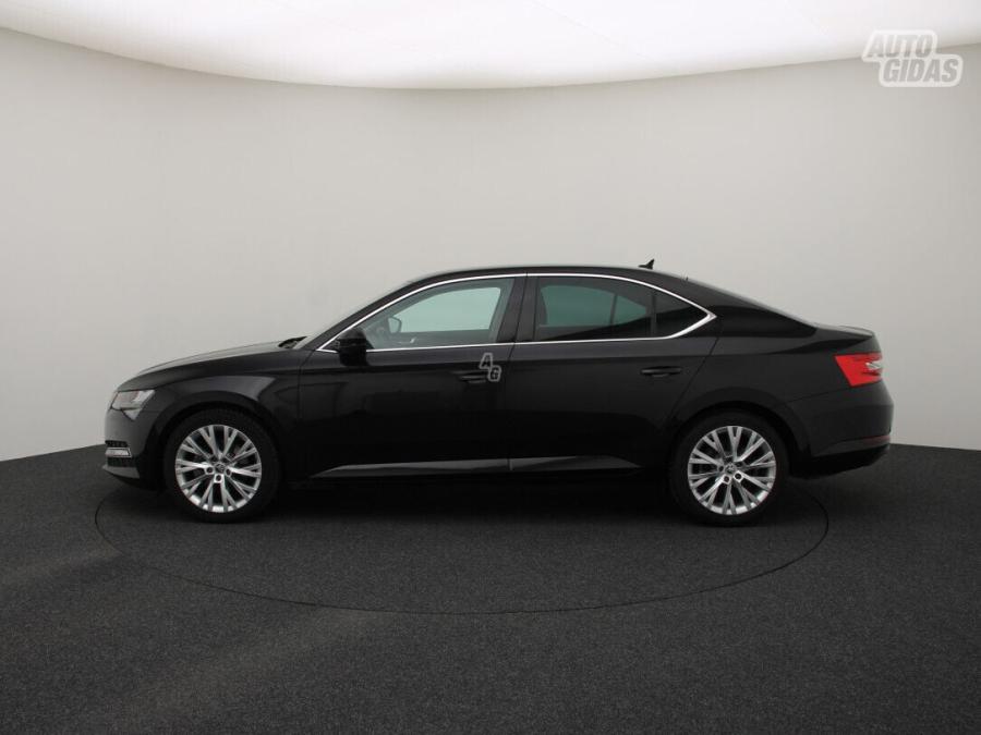 Black Skoda SuperB 2021 in Vilnius, with an engine capacity of 1.50 L and mileage of 169 thousand km for 18199 €, photo 6 on AUTOMOTO.COM.LV