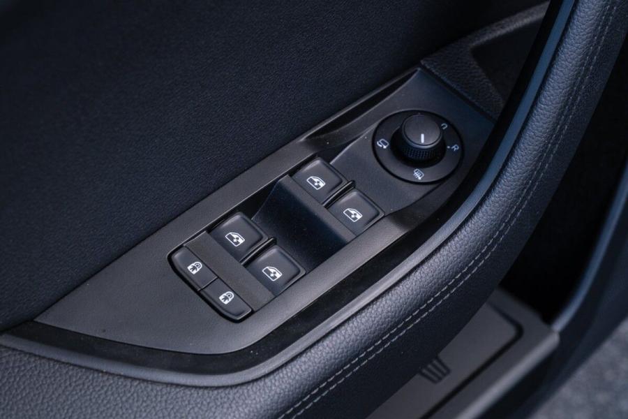 Melns Skoda SuperB 2021 Rīga, ar dzinēja tilpumu 1.40 L un nobraukumu 52 tūkst. km par 24900 €, foto 12 vietnē AUTOMOTO.COM.LV