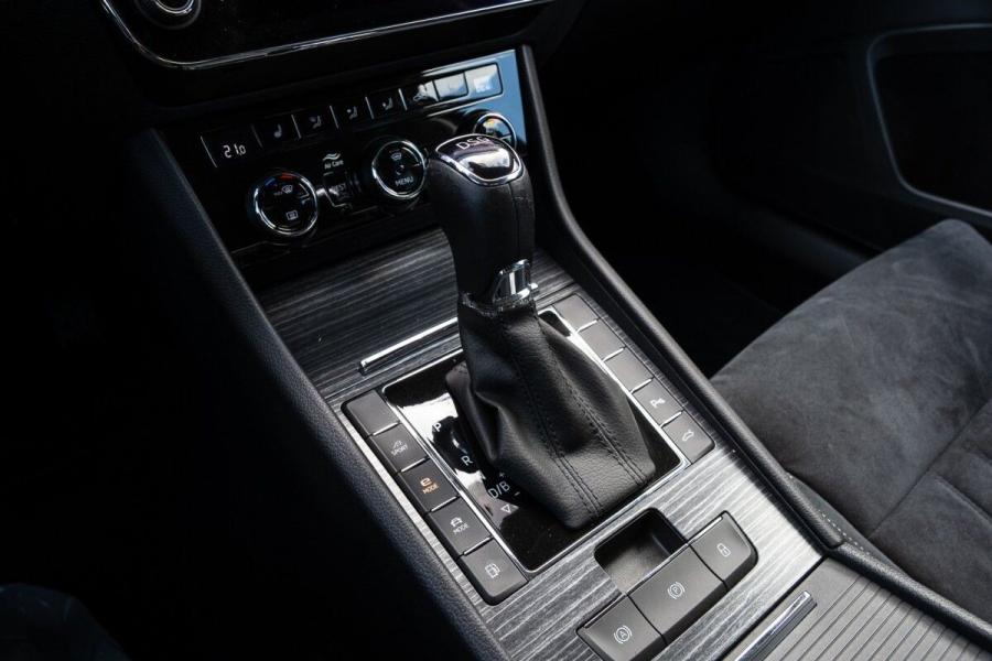 Melns Skoda SuperB 2021 Rīga, ar dzinēja tilpumu 1.40 L un nobraukumu 52 tūkst. km par 24900 €, foto 23 vietnē AUTOMOTO.COM.LV