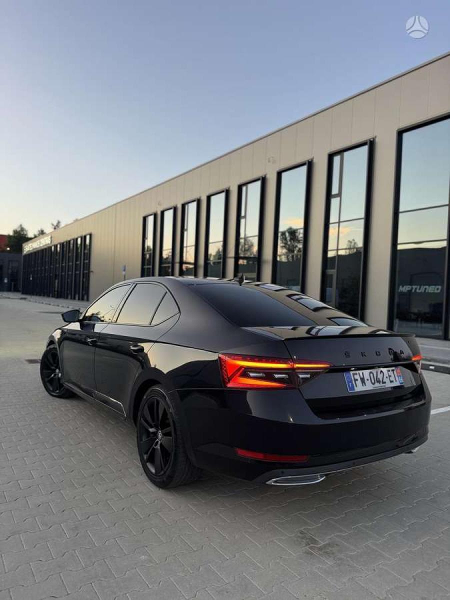 Melns Skoda SuperB 2021 Viļņa, ar dzinēja tilpumu 1.97 L un nobraukumu 240 tūkst. km par 19900 €, foto 1 vietnē AUTOMOTO.COM.LV