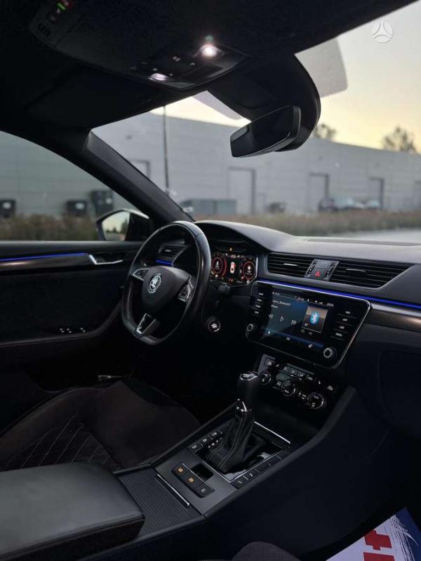 Black Skoda SuperB 2021 in Vilnius, with an engine capacity of 1.97 L and mileage of 240 thousand km for 19900 €, photo 9 on AUTOMOTO.COM.LV