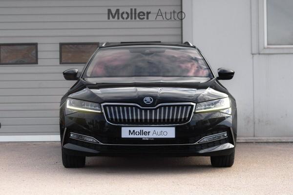 Black Skoda SuperB 2022 in Jelgava, with an engine capacity of 1.40 L and mileage of 104 thousand km for 23800 €, photo 3 on AUTOMOTO.COM.LV