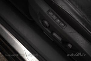 Black Skoda SuperB 2022 in Jelgava, with an engine capacity of 1.40 L and mileage of 123 thousand km for 24851 €, photo 20 on AUTOMOTO.COM.LV