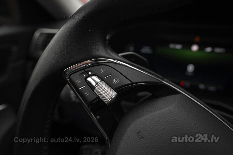 Black Skoda SuperB 2022 in Jelgava, with an engine capacity of 1.40 L and mileage of 123 thousand km for 24851 €, photo 22 on AUTOMOTO.COM.LV