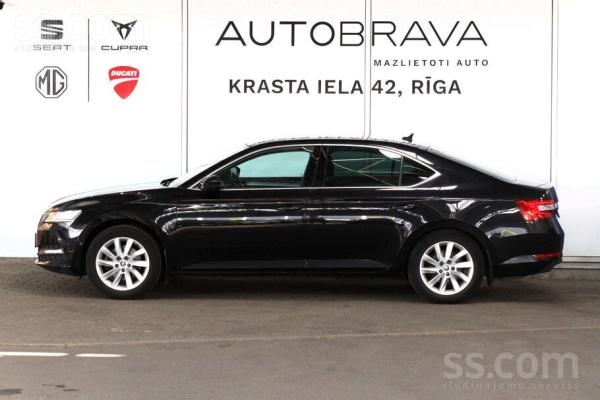 Melns Skoda SuperB 2022 Rīga, ar dzinēja tilpumu 1.50 L un nobraukumu 119 tūkst. km par 18200 €, foto 4 vietnē AUTOMOTO.COM.LV