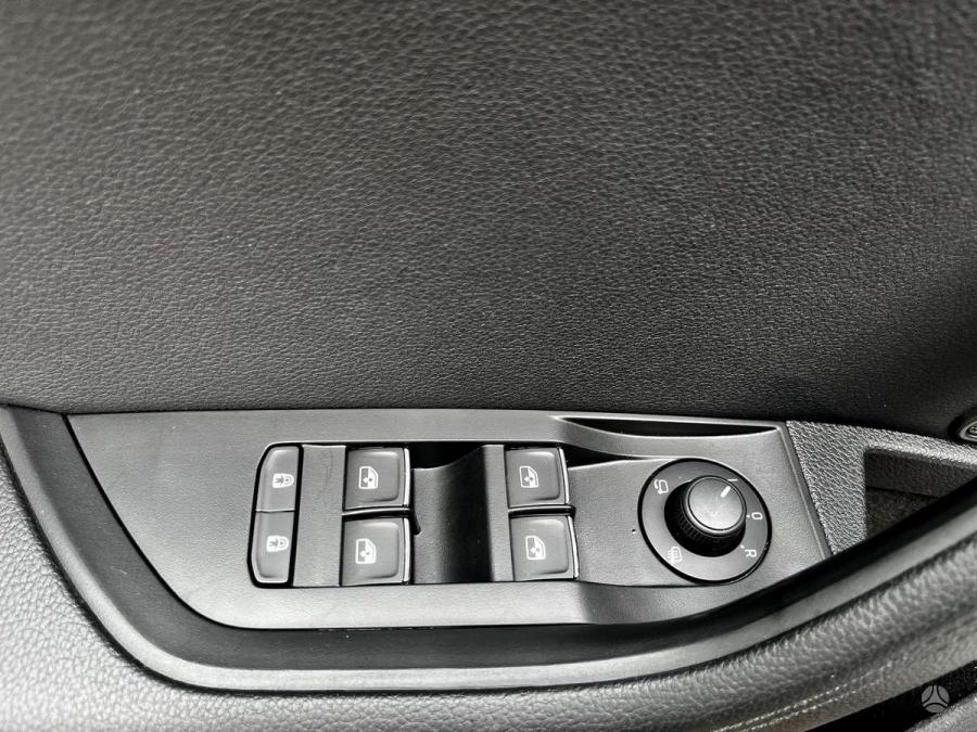 Melns Skoda SuperB 2022 Viļņa, ar dzinēja tilpumu 1.97 L un nobraukumu 184 tūkst. km par 22300 €, foto 24 vietnē AUTOMOTO.COM.LV