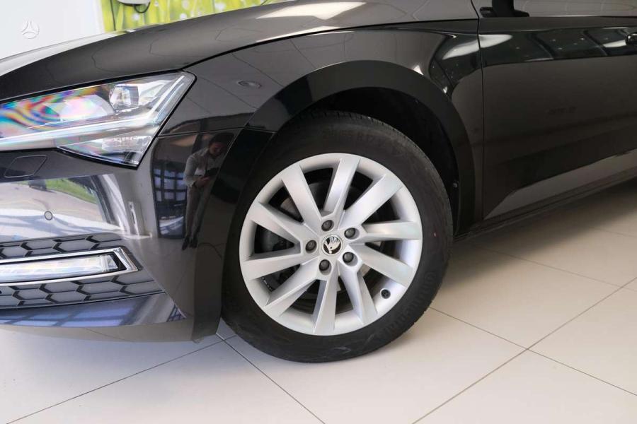 Black Skoda SuperB 2023 in Vilnius, with an engine capacity of 1.97 L and mileage of 55 thousand km for 26950 €, photo 31 on AUTOMOTO.COM.LV