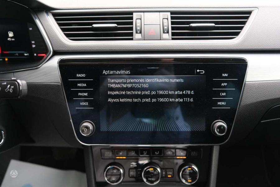 Melns Skoda SuperB 2023 Viļņa, ar dzinēja tilpumu 1.50 L un nobraukumu 128 tūkst. km par 21400 €, foto 12 vietnē AUTOMOTO.COM.LV
