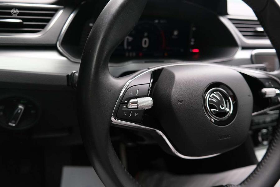 Melns Skoda SuperB 2023 Viļņa, ar dzinēja tilpumu 1.50 L un nobraukumu 128 tūkst. km par 21400 €, foto 17 vietnē AUTOMOTO.COM.LV