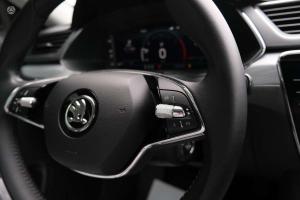 Melns Skoda SuperB 2023 Viļņa, ar dzinēja tilpumu 1.50 L un nobraukumu 128 tūkst. km par 21400 €, foto 18 vietnē AUTOMOTO.COM.LV