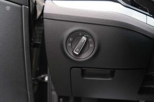 Melns Skoda SuperB 2023 Viļņa, ar dzinēja tilpumu 1.50 L un nobraukumu 128 tūkst. km par 21400 €, foto 21 vietnē AUTOMOTO.COM.LV