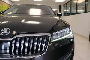 Melns Skoda SuperB 2023 Viļņa, ar dzinēja tilpumu 1.50 L un nobraukumu 128 tūkst. km par 21400 €, foto 28 vietnē AUTOMOTO.COM.LV