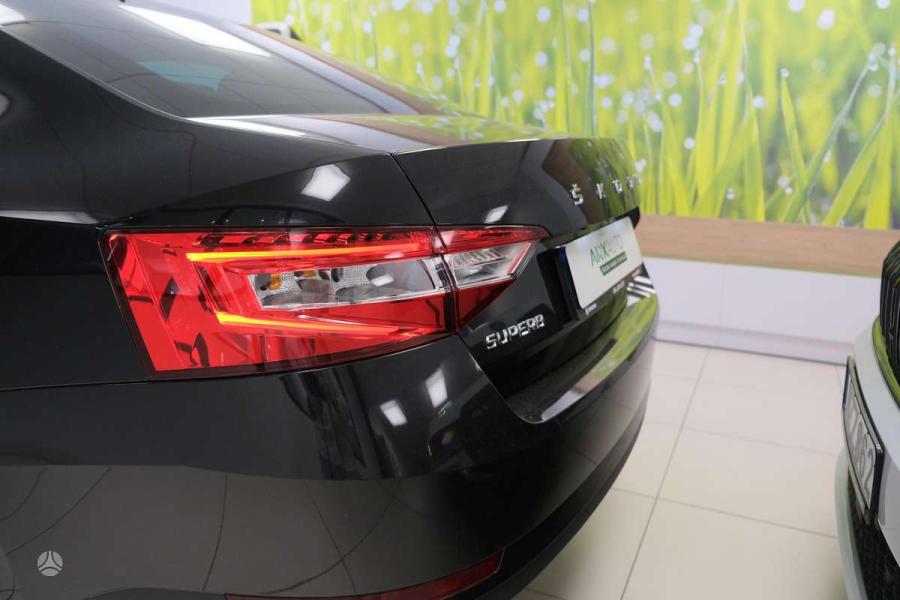 Melns Skoda SuperB 2023 Viļņa, ar dzinēja tilpumu 1.50 L un nobraukumu 128 tūkst. km par 21400 €, foto 29 vietnē AUTOMOTO.COM.LV