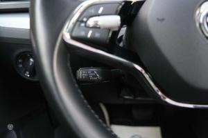 Melns Skoda SuperB 2023 Viļņa, ar dzinēja tilpumu 1.50 L un nobraukumu 107 tūkst. km par 21600 €, foto 21 vietnē AUTOMOTO.COM.LV