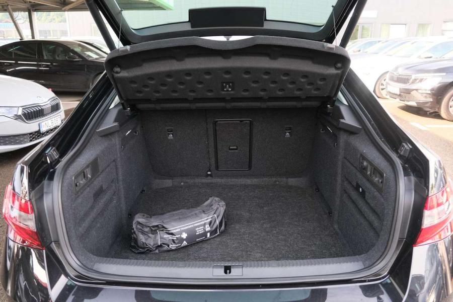 Melns Skoda SuperB 2023 Viļņa, ar dzinēja tilpumu 1.50 L un nobraukumu 107 tūkst. km par 21600 €, foto 25 vietnē AUTOMOTO.COM.LV