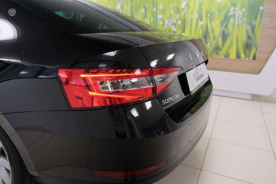 Melns Skoda SuperB 2023 Viļņa, ar dzinēja tilpumu 1.50 L un nobraukumu 107 tūkst. km par 21600 €, foto 30 vietnē AUTOMOTO.COM.LV