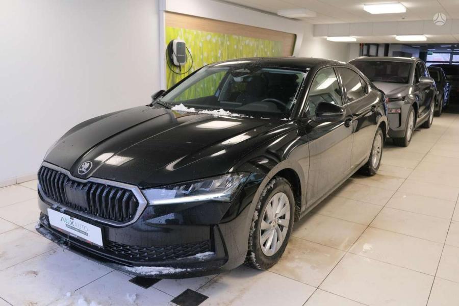 Black Skoda SuperB 2024 in Vilnius, with an engine capacity of 1.50 L and mileage of 53 thousand km for 27100 €, photo 1 on AUTOMOTO.COM.LV