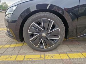 Melns Skoda SuperB 2024 Jelgava, ar dzinēja tilpumu 2.00 L un nobraukumu 83 tūkst. km par 29900 €, foto 5 vietnē AUTOMOTO.COM.LV
