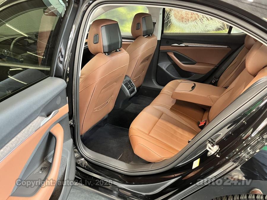 Black Skoda SuperB 2024 in Tallinn, with an engine capacity of 1.50 L and mileage of 47 thousand km for 34900 €, photo 7 on AUTOMOTO.COM.LV