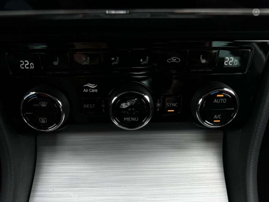 Melns Skoda SuperB 2024 Viļņa, ar dzinēja tilpumu 1.50 L un nobraukumu 49 tūkst. km par 23500 €, foto 18 vietnē AUTOMOTO.COM.LV