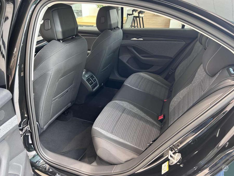 Melns Skoda SuperB 2026 Viļņa, ar dzinēja tilpumu 1.97 L un nobraukumu 0 tūkst. km par 45240 €, foto 9 vietnē AUTOMOTO.COM.LV