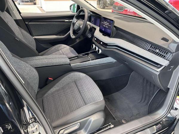Melns Skoda SuperB 2026 Viļņa, ar dzinēja tilpumu 1.97 L un nobraukumu 0 tūkst. km par 45240 €, foto 10 vietnē AUTOMOTO.COM.LV
