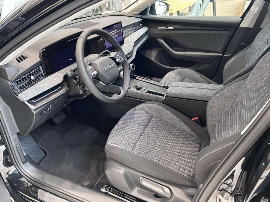 Melns Skoda SuperB 2026 Viļņa, ar dzinēja tilpumu 1.97 L un nobraukumu 0 tūkst. km par 45240 €, foto 12 vietnē AUTOMOTO.COM.LV