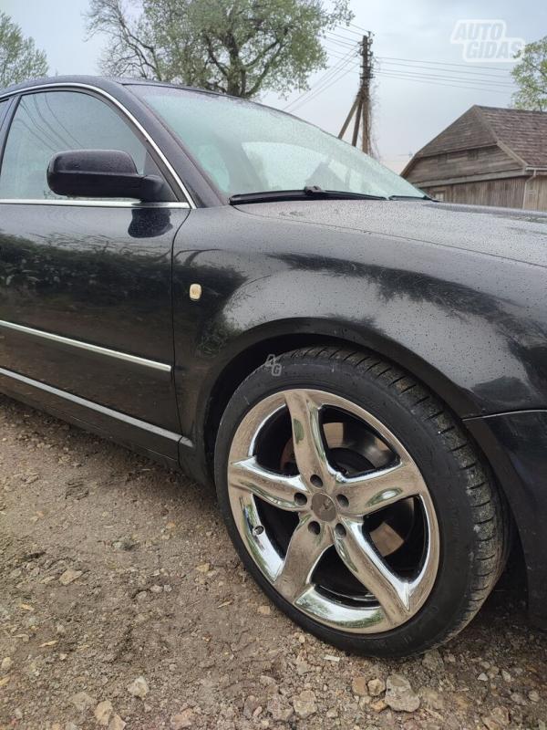 Black Skoda SuperB 2004 in Elektrenai, with an engine capacity of 2.50 L and mileage of 349 thousand km for 1500 €, photo 4 on AUTOMOTO.COM.LV