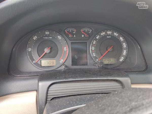 Black Skoda SuperB 2004 in Elektrenai, with an engine capacity of 2.50 L and mileage of 349 thousand km for 1500 €, photo 9 on AUTOMOTO.COM.LV