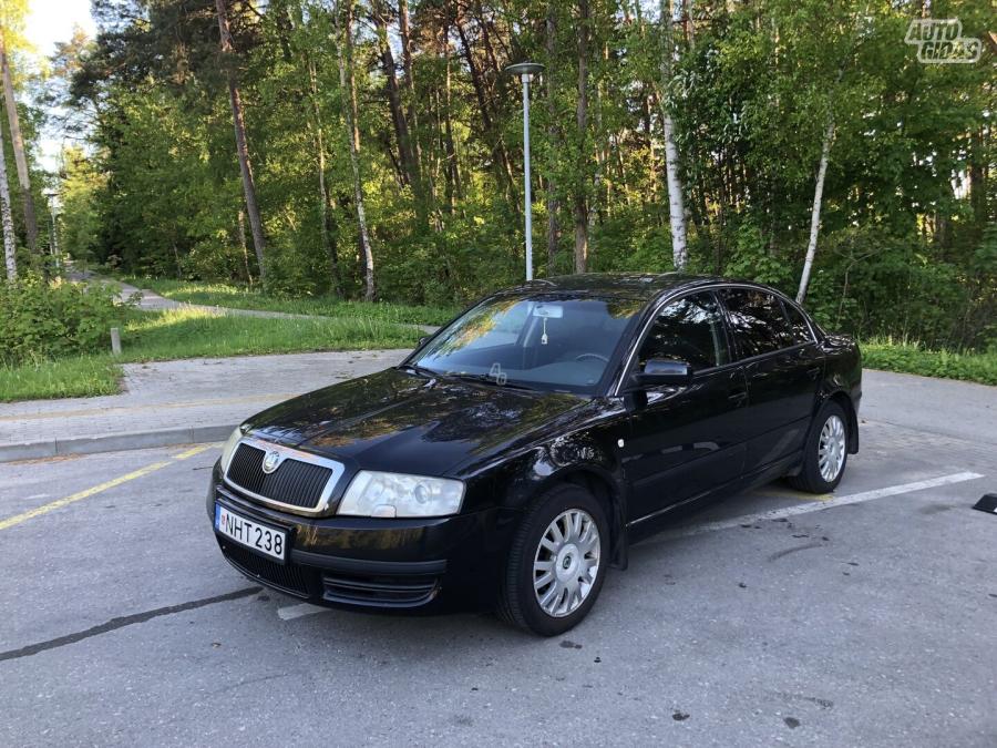 Черный Шкода Суперб 2004 в Клайпеда, объемом двигателя 1.90 л и пробегом 240 тыс. км за 1500 €, фото 4 на AUTOMOTO.COM.LV