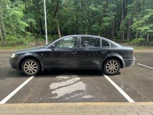 Black Skoda SuperB 2004 in Vilnius, with an engine capacity of 1.90 L and mileage of 342 thousand km for 1000 €, photo 3 on AUTOMOTO.COM.LV