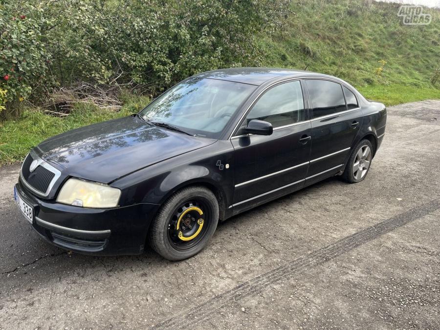 Melns Skoda SuperB 2004 Panevēža, ar dzinēja tilpumu 2.50 L un nobraukumu 300 tūkst. km par 500 €, foto 3 vietnē AUTOMOTO.COM.LV