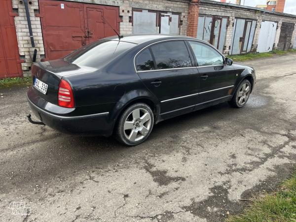 Melns Skoda SuperB 2004 Panevēža, ar dzinēja tilpumu 2.50 L un nobraukumu 300 tūkst. km par 500 €, foto 5 vietnē AUTOMOTO.COM.LV