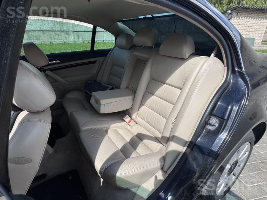 Melns Skoda SuperB 2005 Daugavpils, ar dzinēja tilpumu 1.90 L un nobraukumu 289 tūkst. km par 1300 €, foto 18 vietnē AUTOMOTO.COM.LV