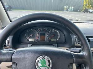 Melns Skoda SuperB 2005 Širvintos, ar dzinēja tilpumu 2.50 L un nobraukumu 308 tūkst. km par 1100 €, foto 7 vietnē AUTOMOTO.COM.LV