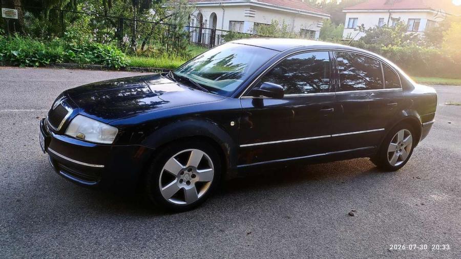 Melns Skoda SuperB 2006 Kauņa, ar dzinēja tilpumu 1.97 L un nobraukumu 314 tūkst. km par 1600 €, foto 1 vietnē AUTOMOTO.COM.LV