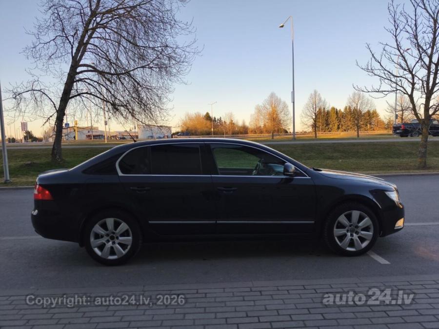 Melns Skoda SuperB 2008 Tartu, ar dzinēja tilpumu 1.90 L un nobraukumu 0 tūkst. km par 2300 €, foto 5 vietnē AUTOMOTO.COM.LV