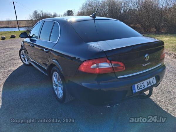 Melns Skoda SuperB 2008 Tallina, ar dzinēja tilpumu 3.60 L un nobraukumu 231 tūkst. km par 4500 €, foto 4 vietnē AUTOMOTO.COM.LV
